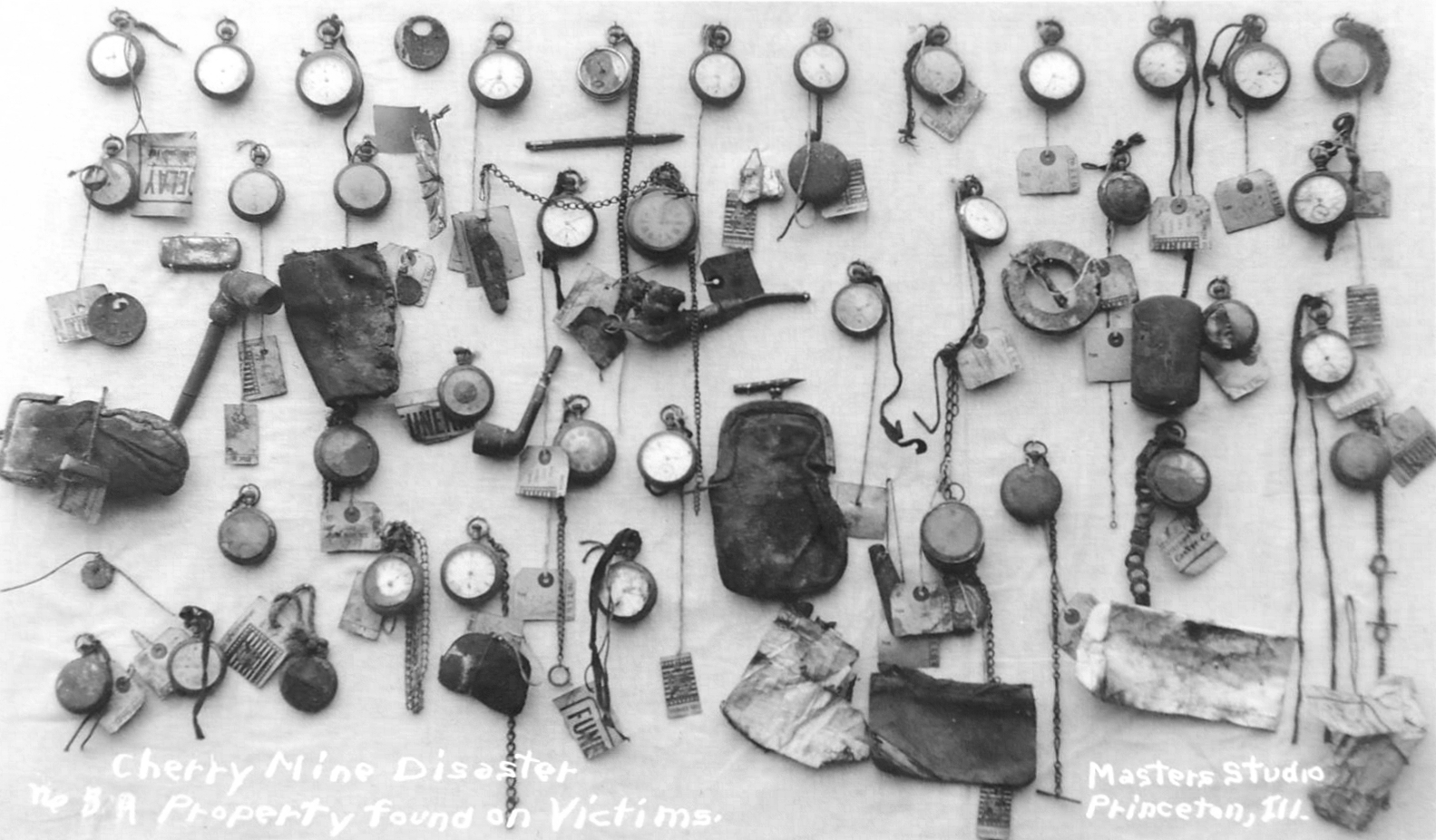 The Digital Research Library of Illinois History Journal™ : The ...