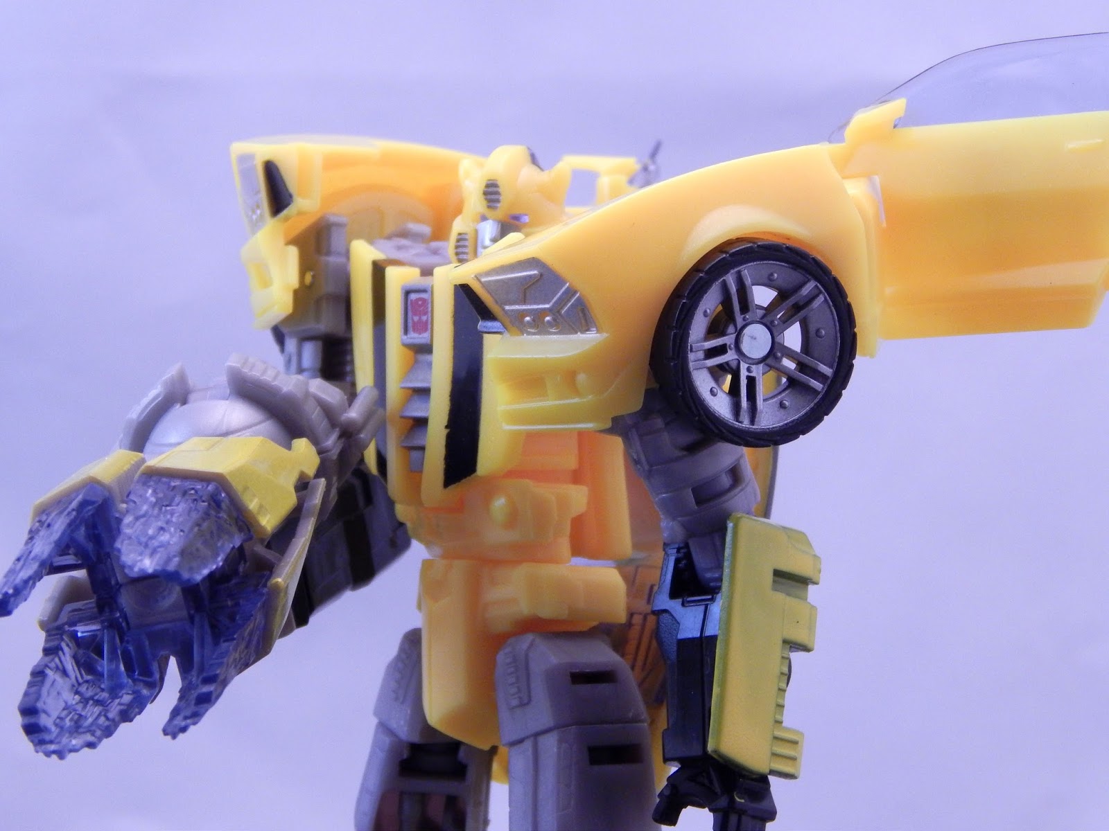 Optimal Omega's Transformers: Thrilling 30 Bumblebee