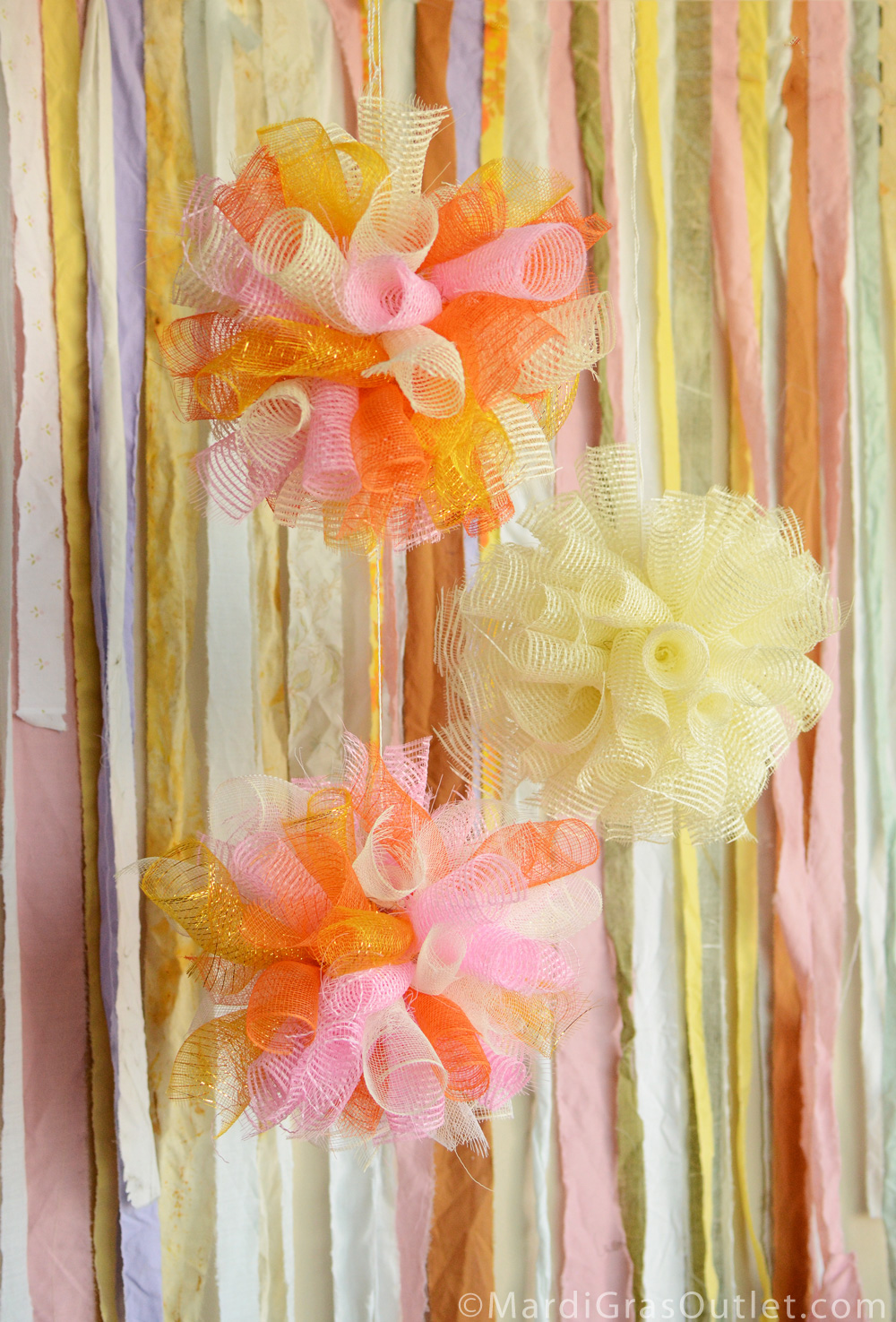 Party Ideas by Mardi Gras Outlet: DIY Party Puffs & Topiary with Deco Mesh