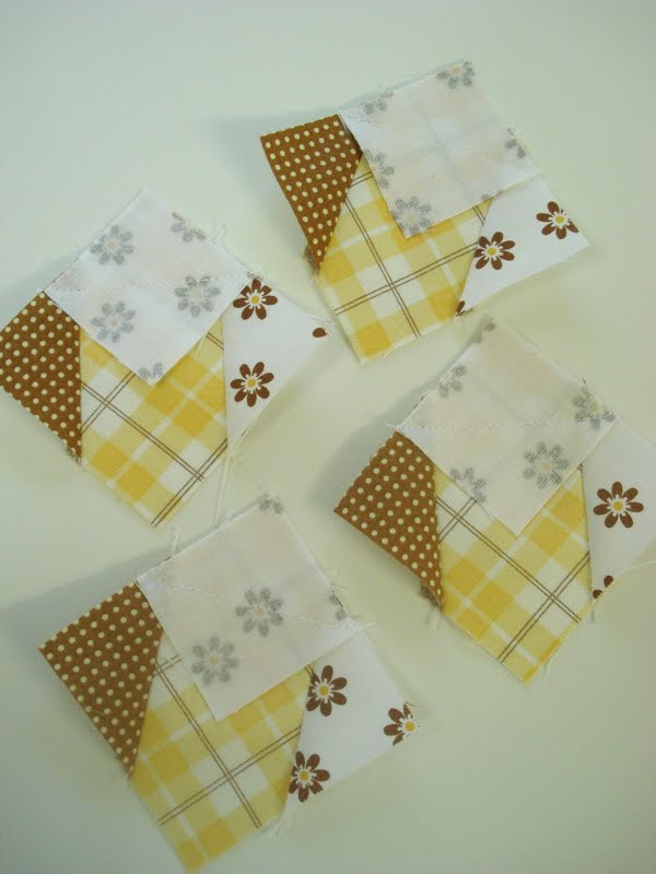 Bee In My Bonnet: Easy Square in a Square Tutorial...