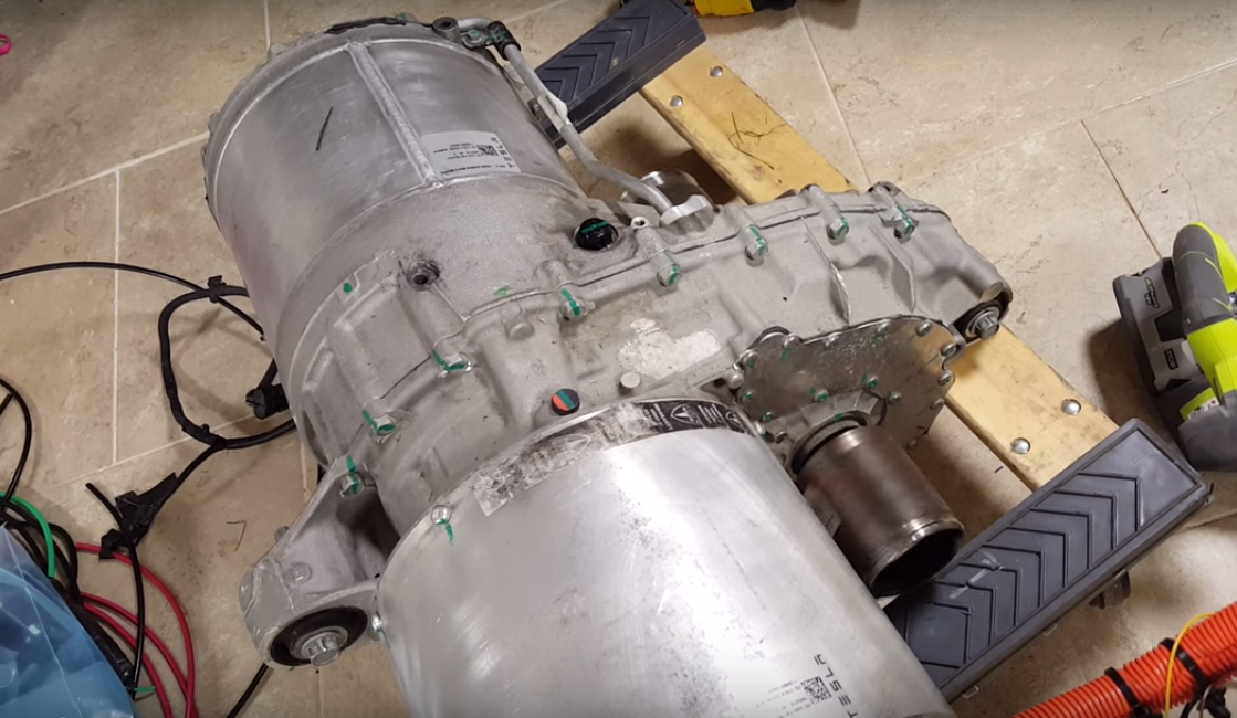TESLA UPDATES: [Video] Listen to this salvaged Model S powertrain