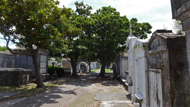 Year of the Labbit: Cities of the Dead - Lafayette Cemetery No. 1