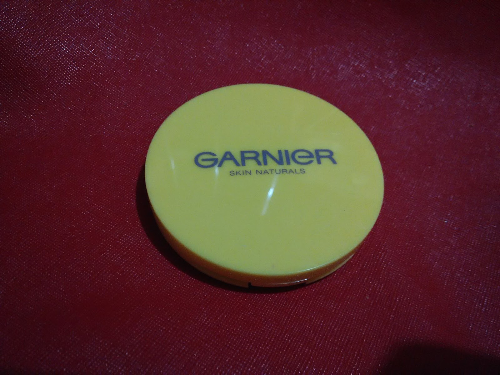 First Impression Review : GARNIER Light Complete - Visible Whitening ...