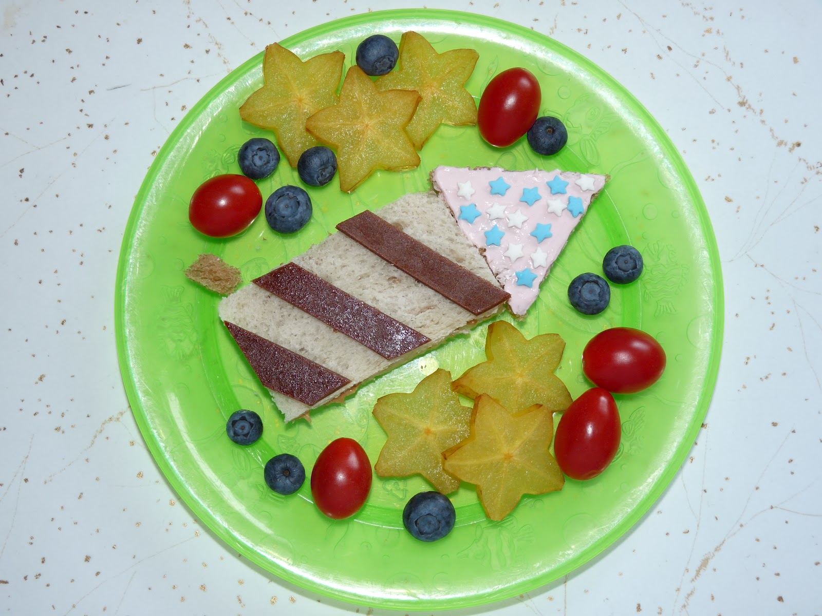 Zoe's Lunchbox: Patriotic Blog Hop Lunches