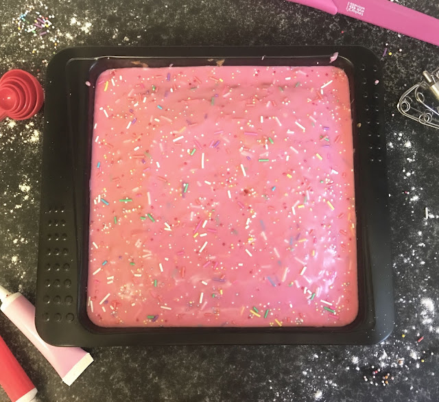 Old school sponge | Lea-Mai Carter