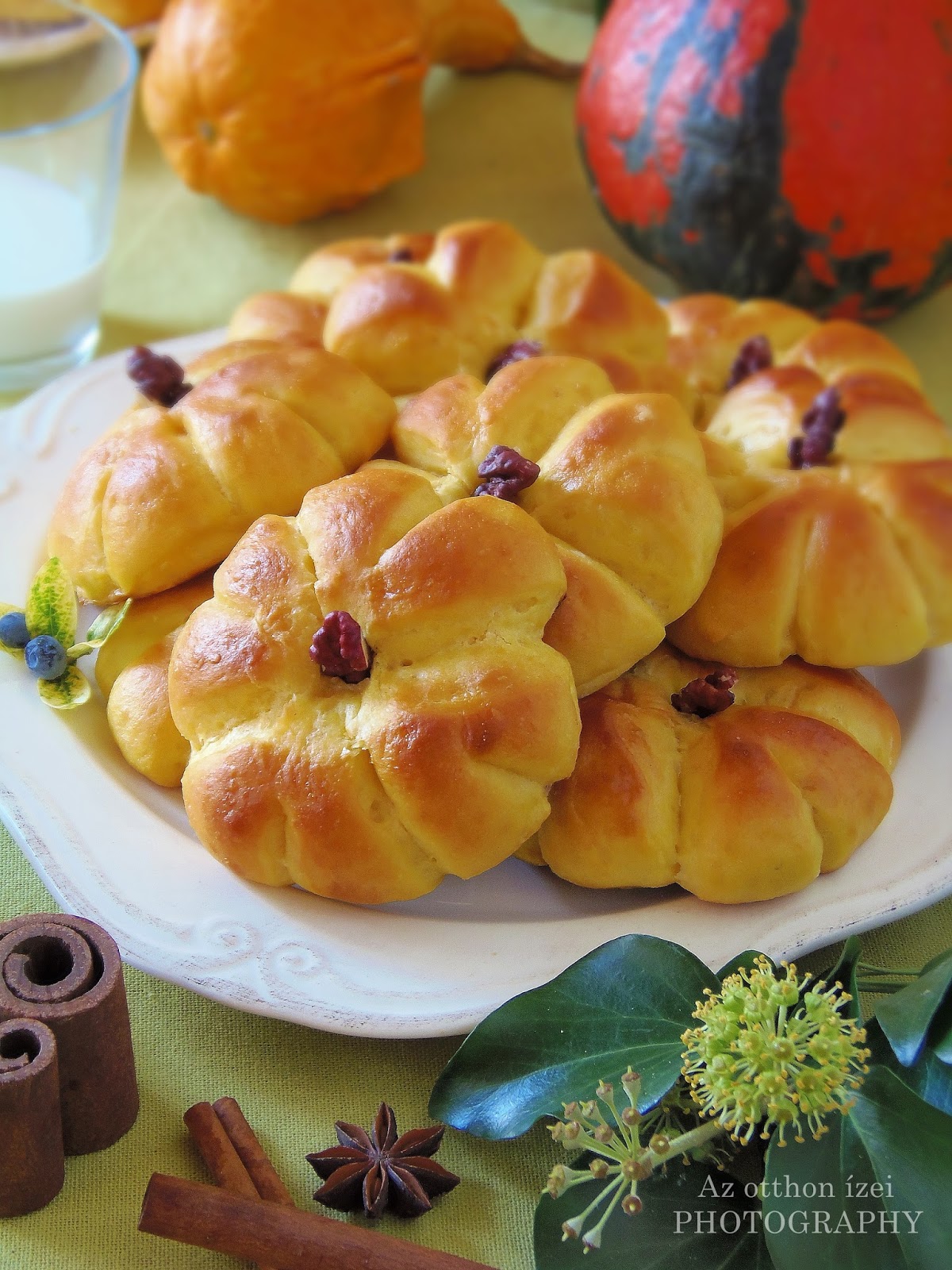 Az otthon ízei: Sütőtökös tök zsemle