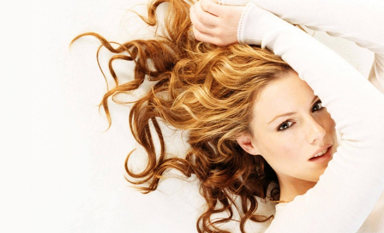 Genesis Rodriguez Fresh HD Wallpapers 2013 | Hollywood Universe