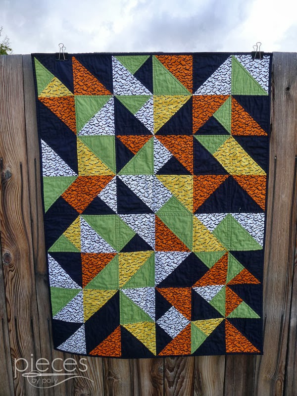 Pieces by Polly: Bats, Bats, Bats! - Modern Halloween Triangles Quilt