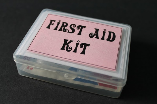 Serving Pink Lemonade: Back to School Mini Survival Kit