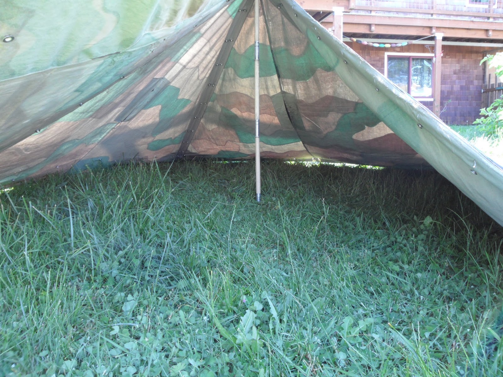 Four Bees: Swedish Zeltbahn Tent Set-Up