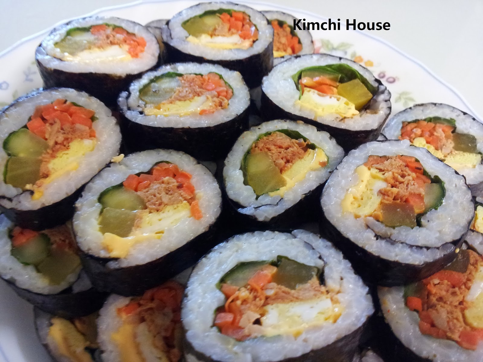 Kimchi House: "Gimbap Jeon"(Pan grilled rice rolled in laver) /蛋煎寿司卷/김밥전