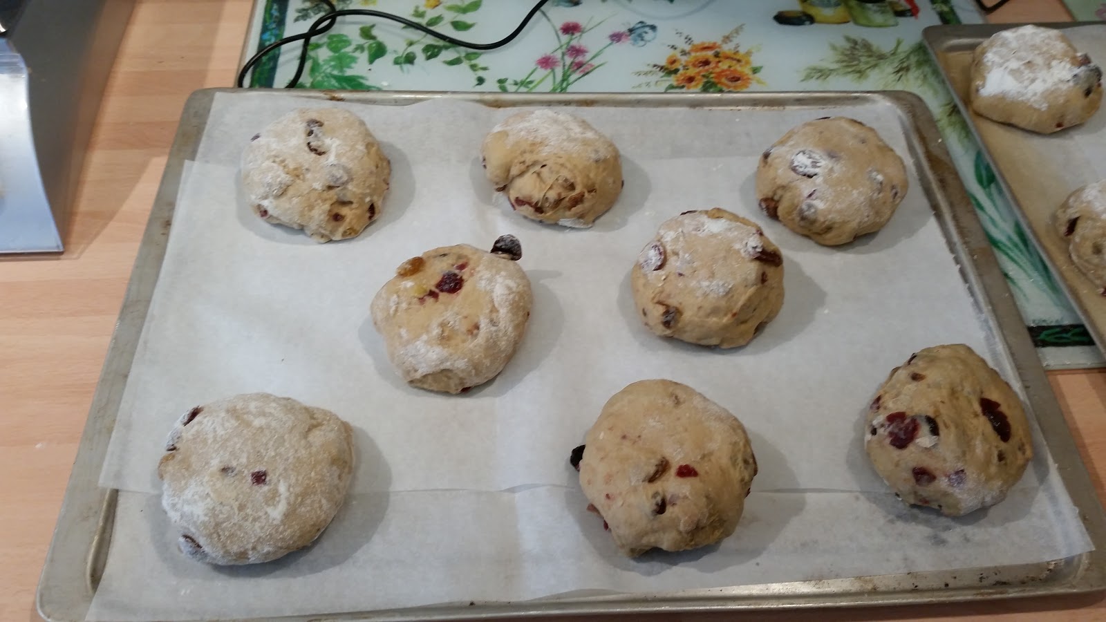 Going My Own Way: Saffron Infused Fruit Buns
