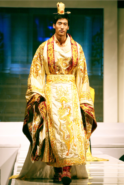IIHS IROK cyber Korea Guide: Finding the Beauty of Hanbok