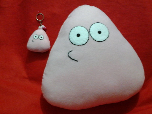 É Artesanato by Litta Santos: Kit Pou rosa - Encomenda Victor