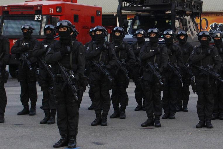 1/6 Gallery: SPF Special Tactics and Rescue (STAR) Unit