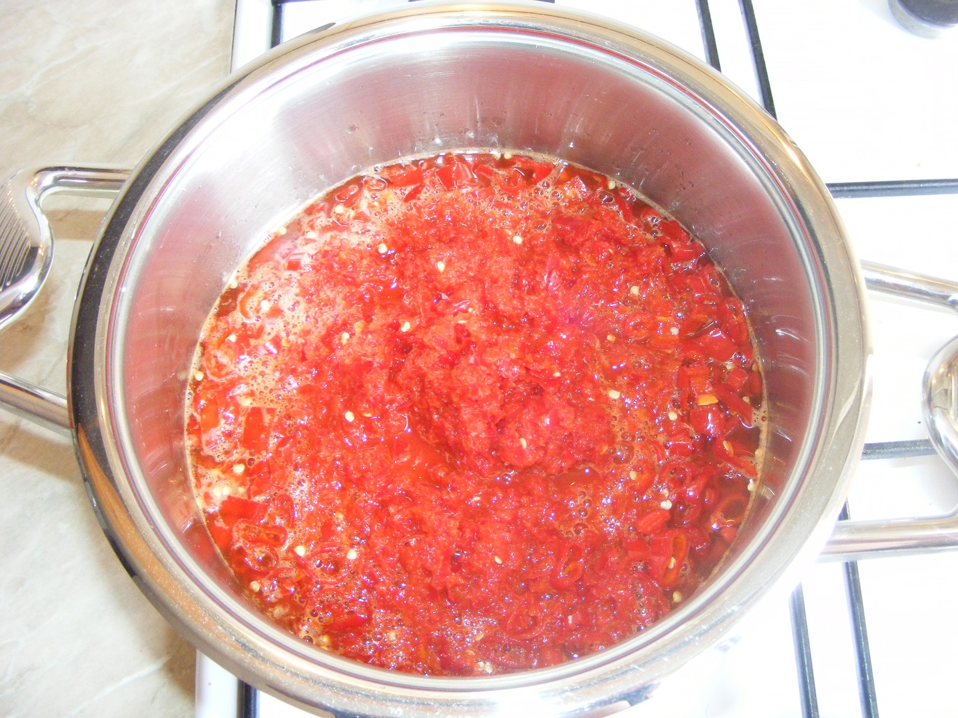 Dulceata de ardei iute | Preparatedevis.ro