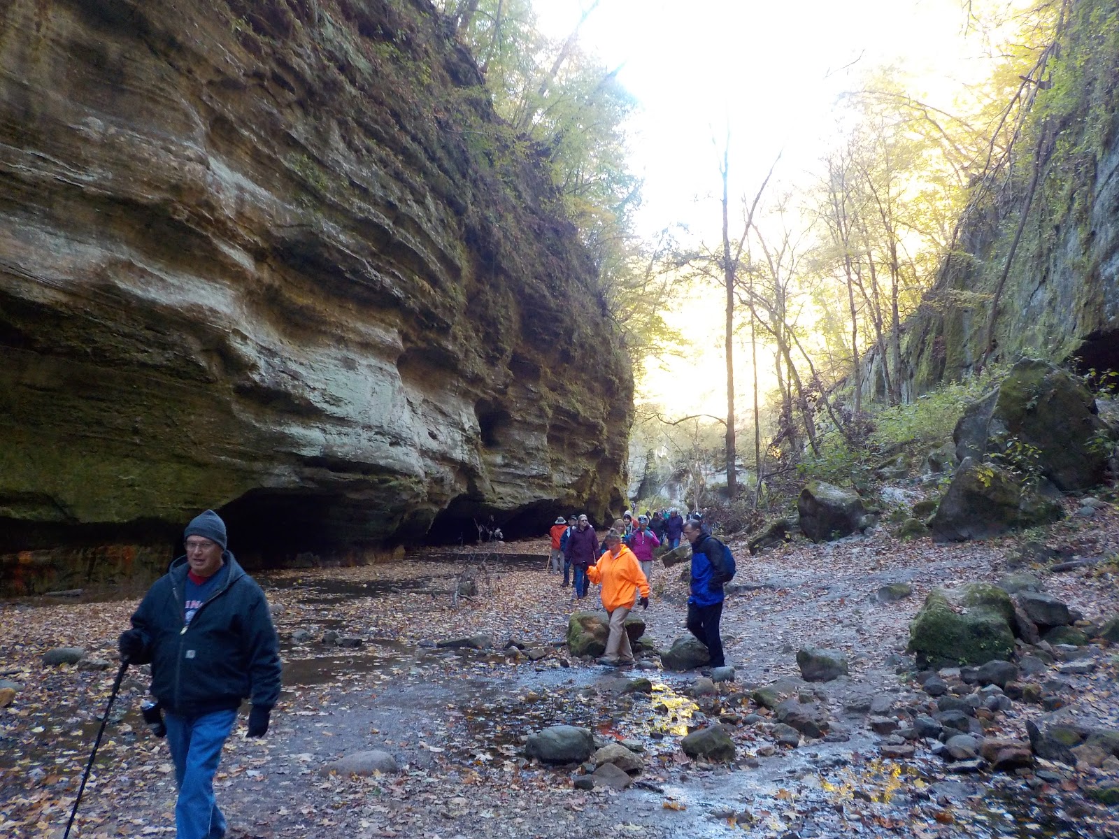Hike Starved Rock: Matthiessen State Park Upper and lower dells Oct. 18 ...