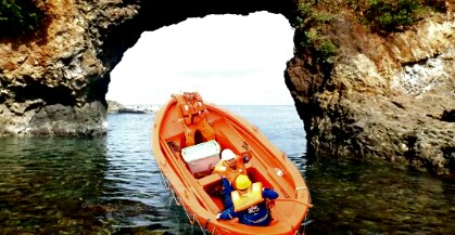 Ketentuan tentang kapasitas sekoci penyelamat: