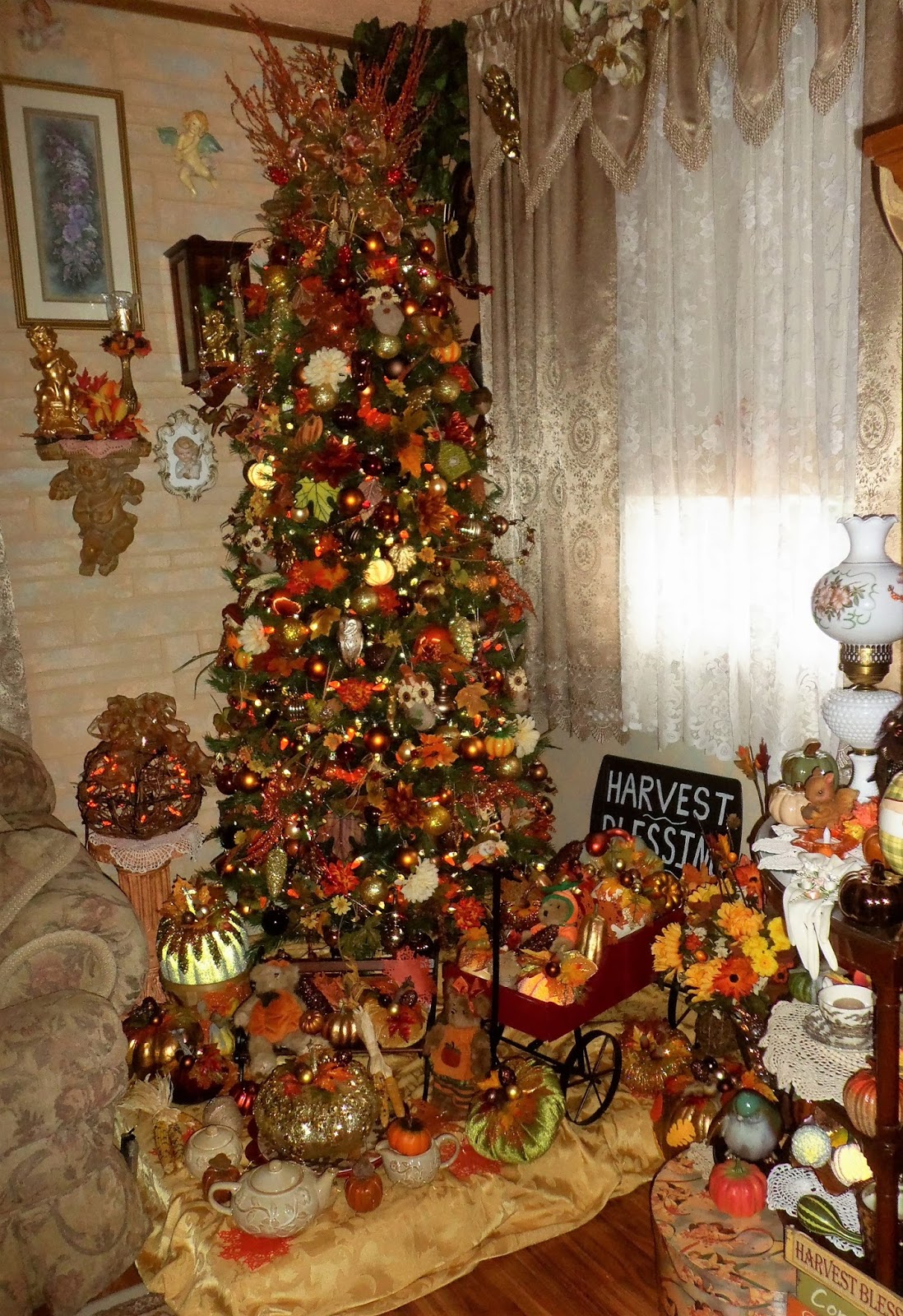 DEBBIE-DABBLE BLOG: Elegant Autumn Display, 2016