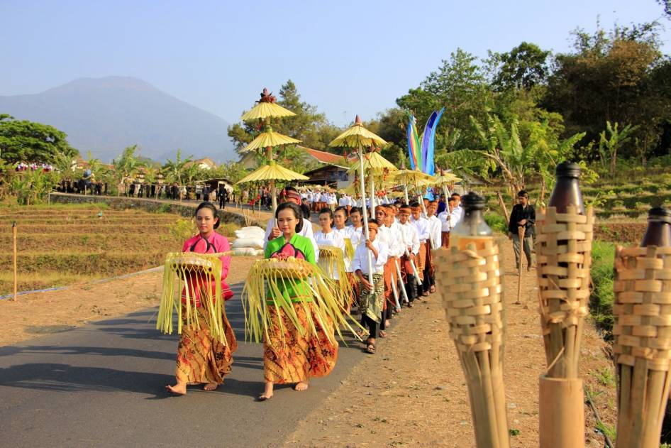 KEPERCAYAAN Indonesia / Indonesia'S FAITHS: Suku Kanekes (Baduy) ingin ...