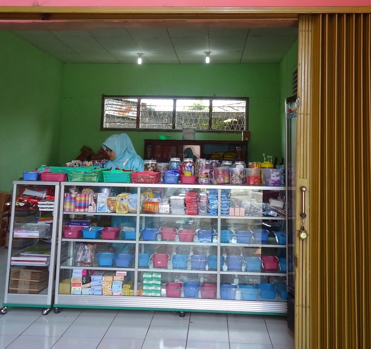 Halaman Isi: Menyelesaikan SPLDV dengan Cara Invers