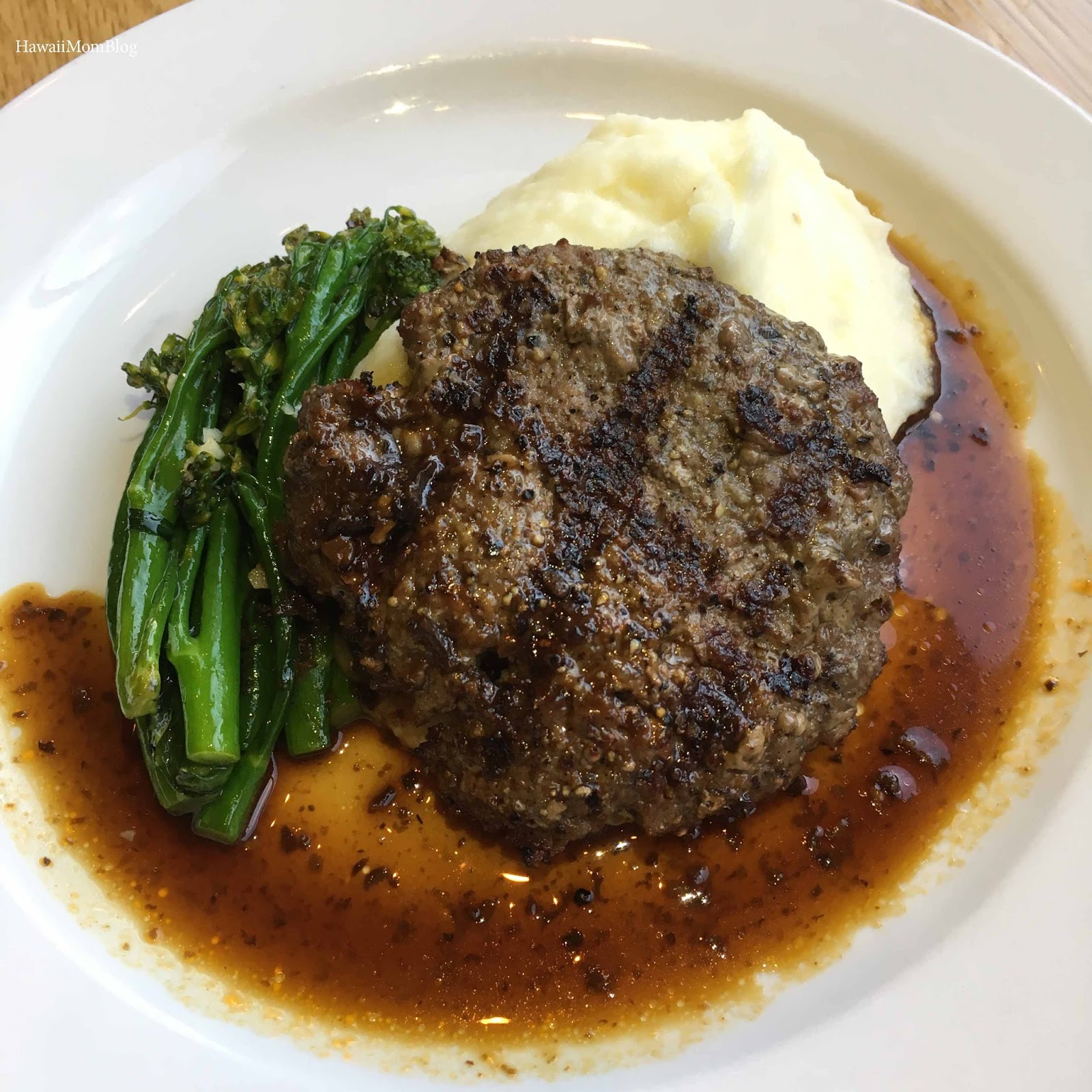 Hawaii Mom Blog: Kids Meals Now Available at 12th Ave Grill