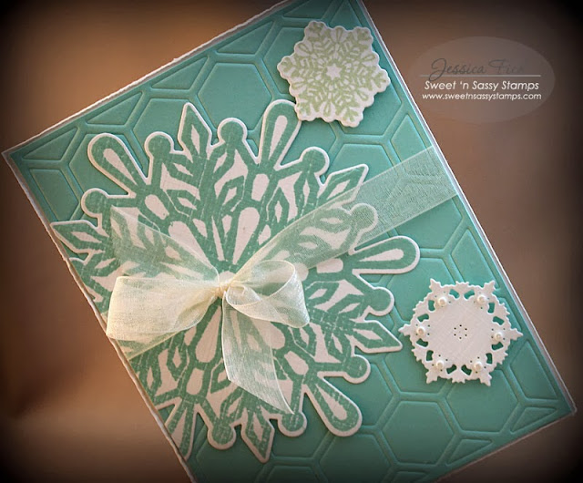 iEmbellish: SNSS: Large and Small Snowflake dies