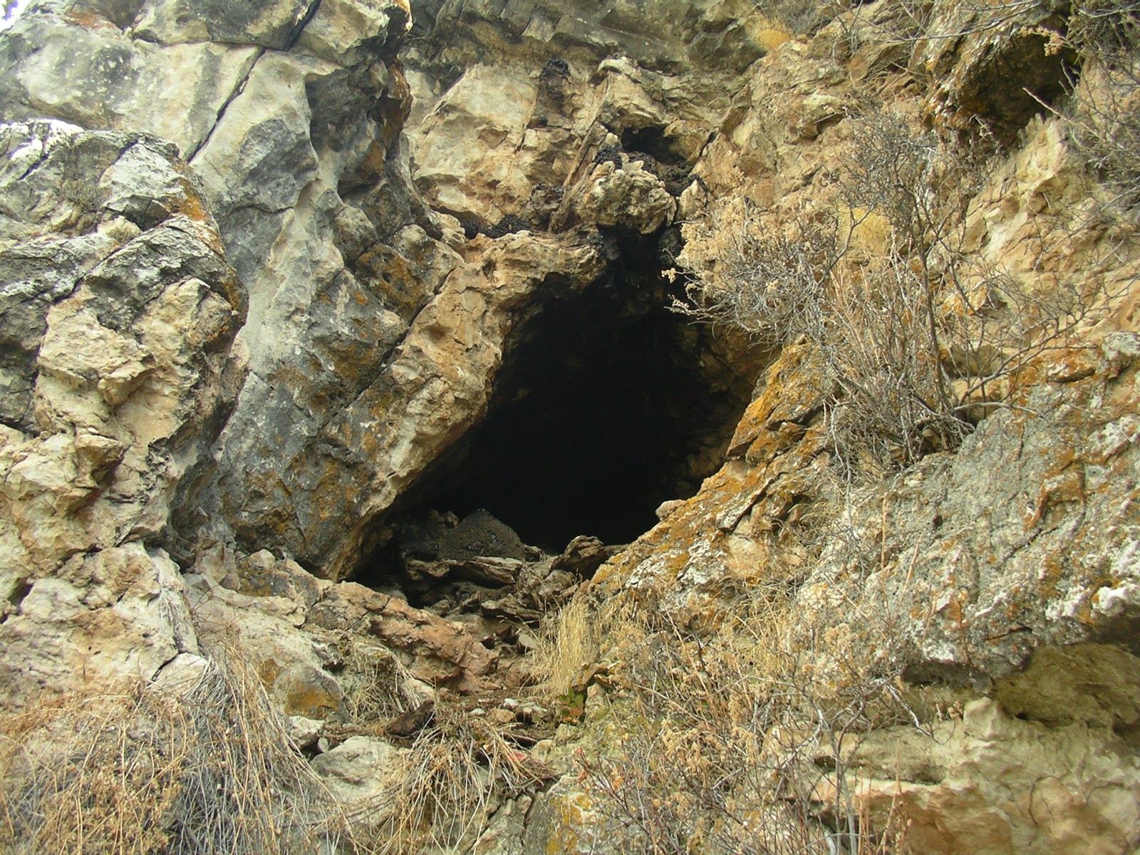 Utah Caves: Yellowstone Cave
