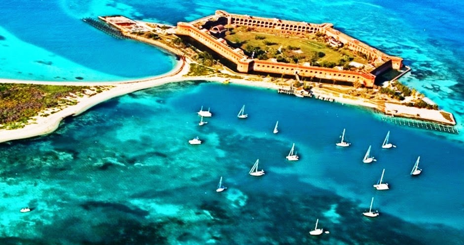 Visit The World: Florida: Dry Tortugas National Park Look.