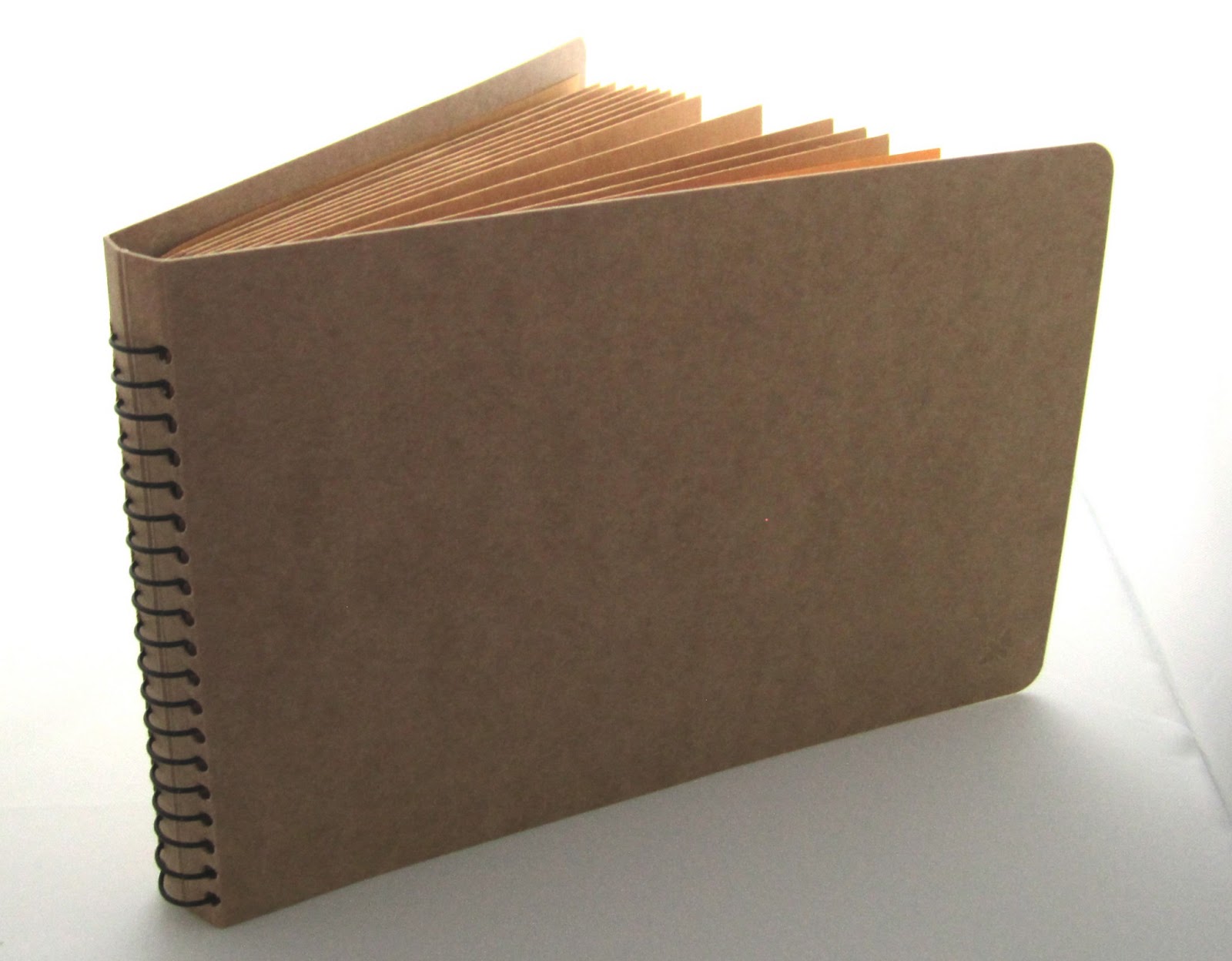 Review of the Midori B6 Bee Side Spiralbound Envelope Notebook | Life ...