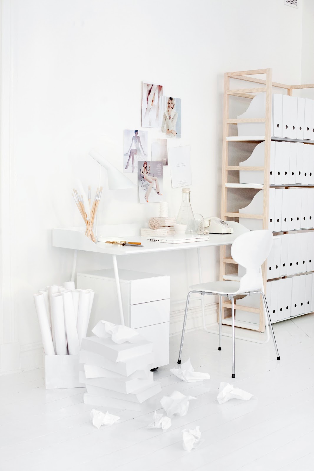 Inspiration: White on White Workspace! | Art And Chic