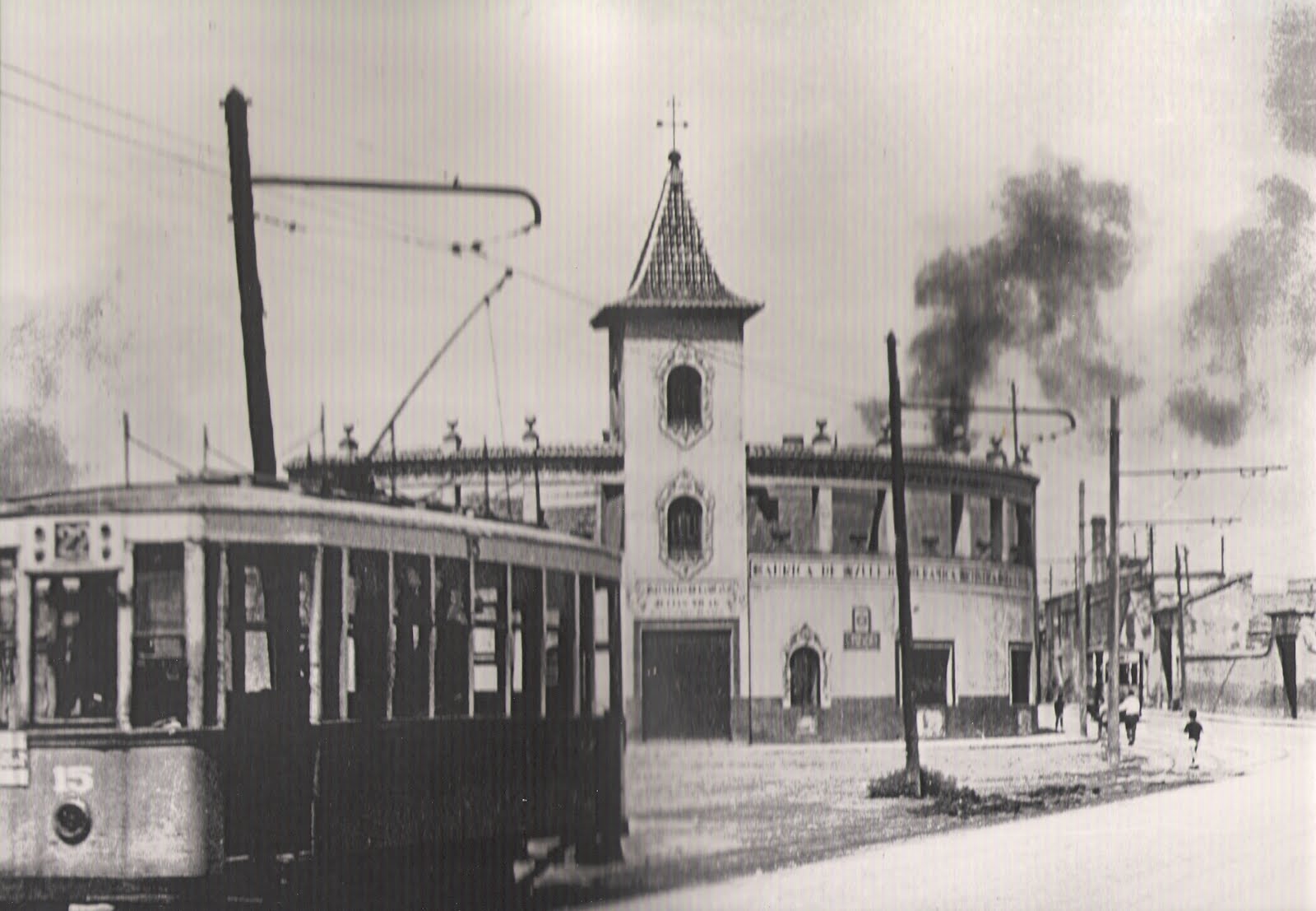 Manises Online ... Manises ... Manises Online: LES FABRIQUES DE MANISES ...