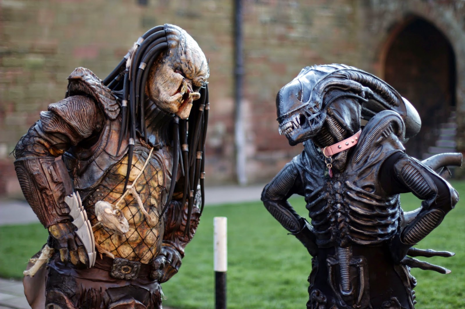 Shake Everyone On The Streets With Your Alien Cosplay! - Creative ...