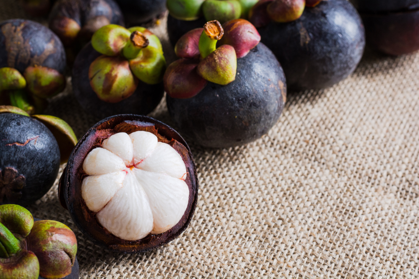 Superfruit Mangosteen or Queen Fruit (Garcinia Mangostana) - Hidden ...