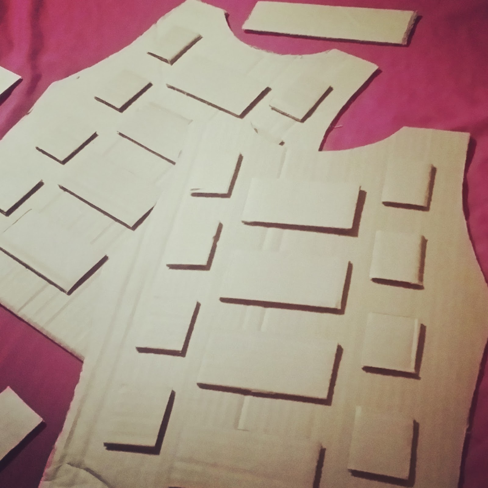 Blog-a-bing. Blog-a-boom.: Papier Macheniacs: Quick Warrior Armor