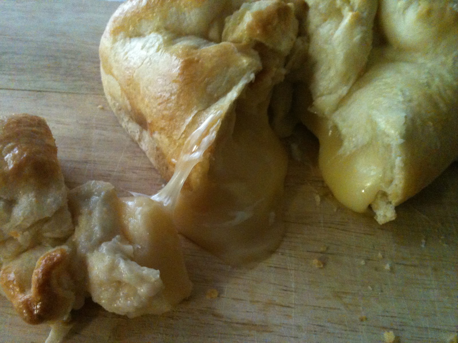 Kitty's Kozy Kitchen: Baked Gouda