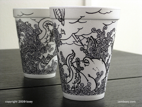 Gelas Styrofoam Dengan Lukisan Indah | Gosip Gambar