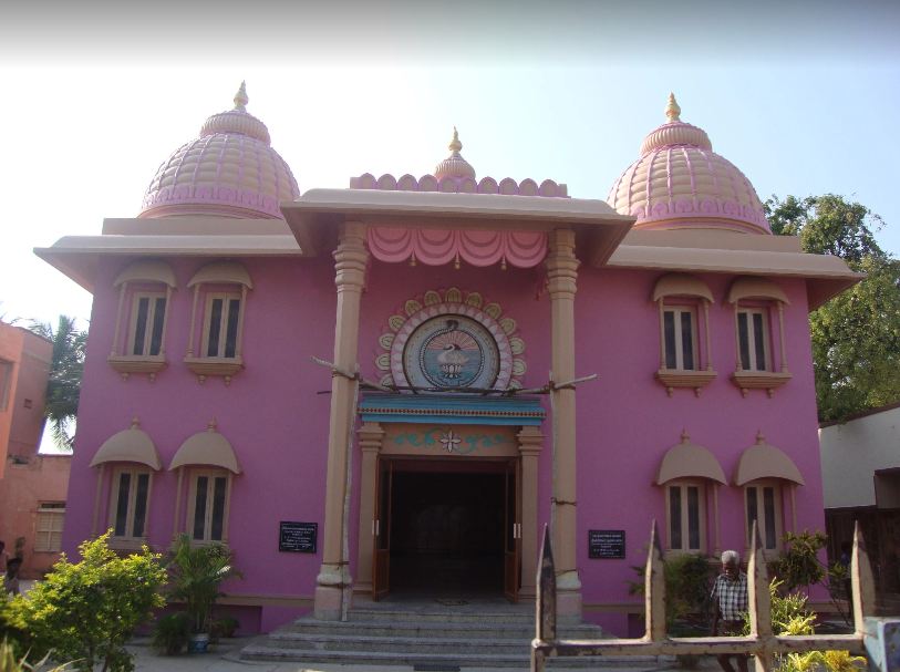 Tamilnadu Tourism: Ramakrishna Mutt, Natrampalli, Vellore
