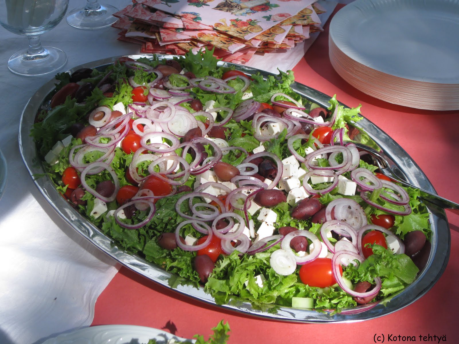 Kotona tehtyä: Kreikkalainen salaatti