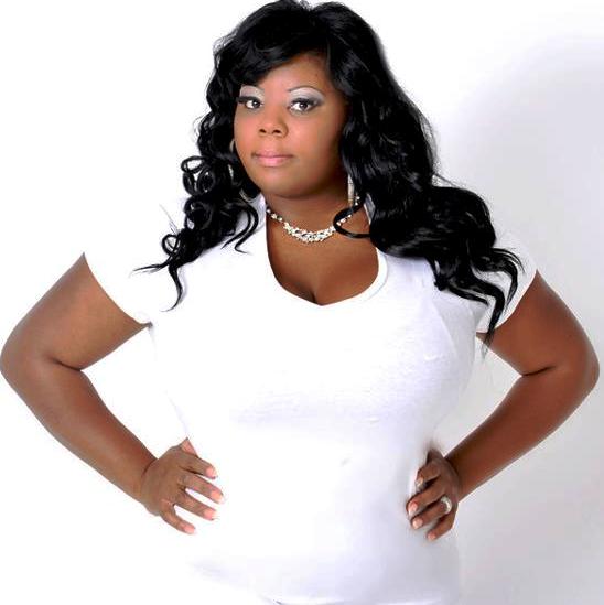 HOT BEAUTIFUL GIRLS: CALIFORNIA PLUS MODEL