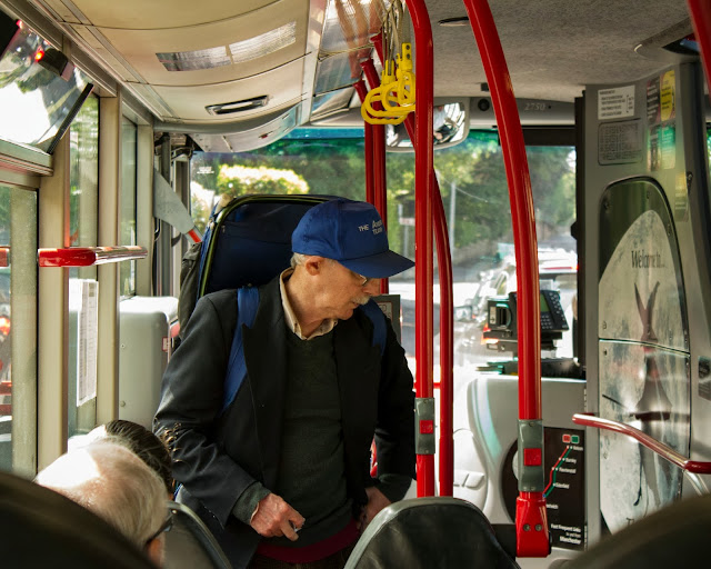 Kirsty Doran FD photo media: My journey on the witch way x43 bus