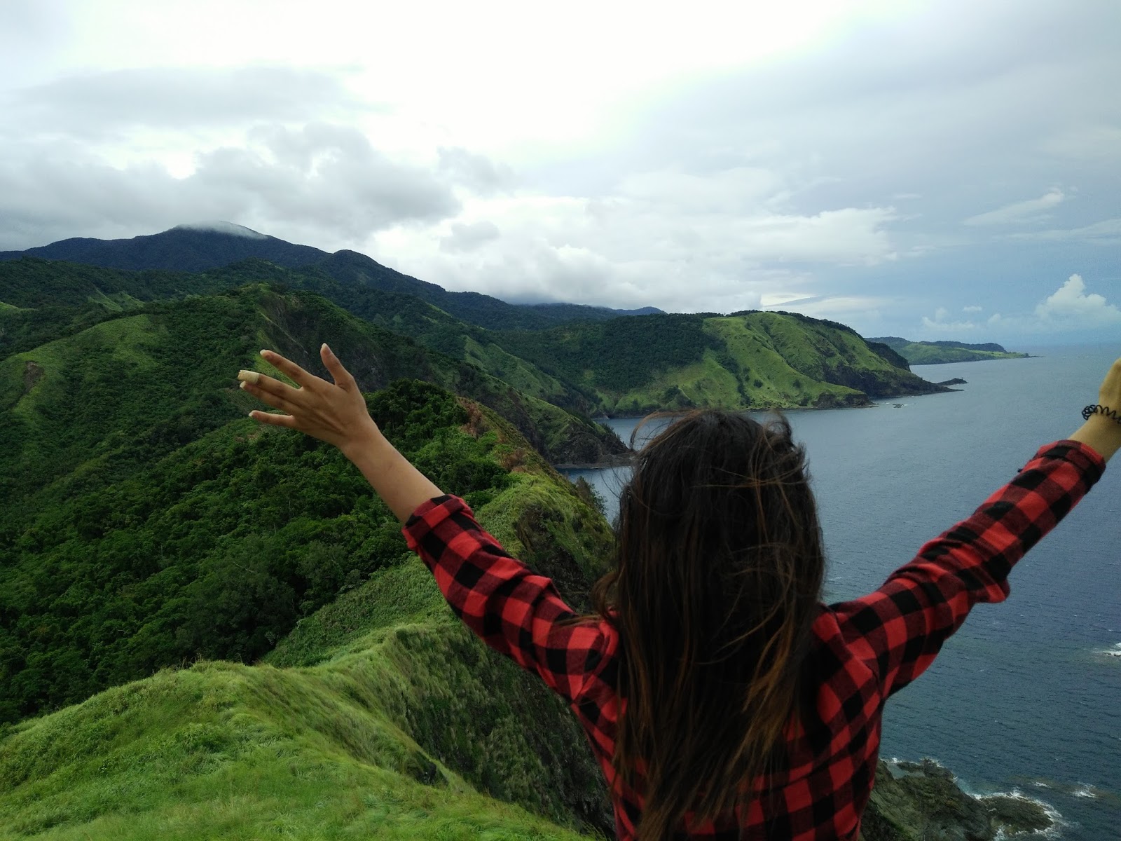 Light House Dingalan, Aurora : Experience Batanes in a cheaper way ...