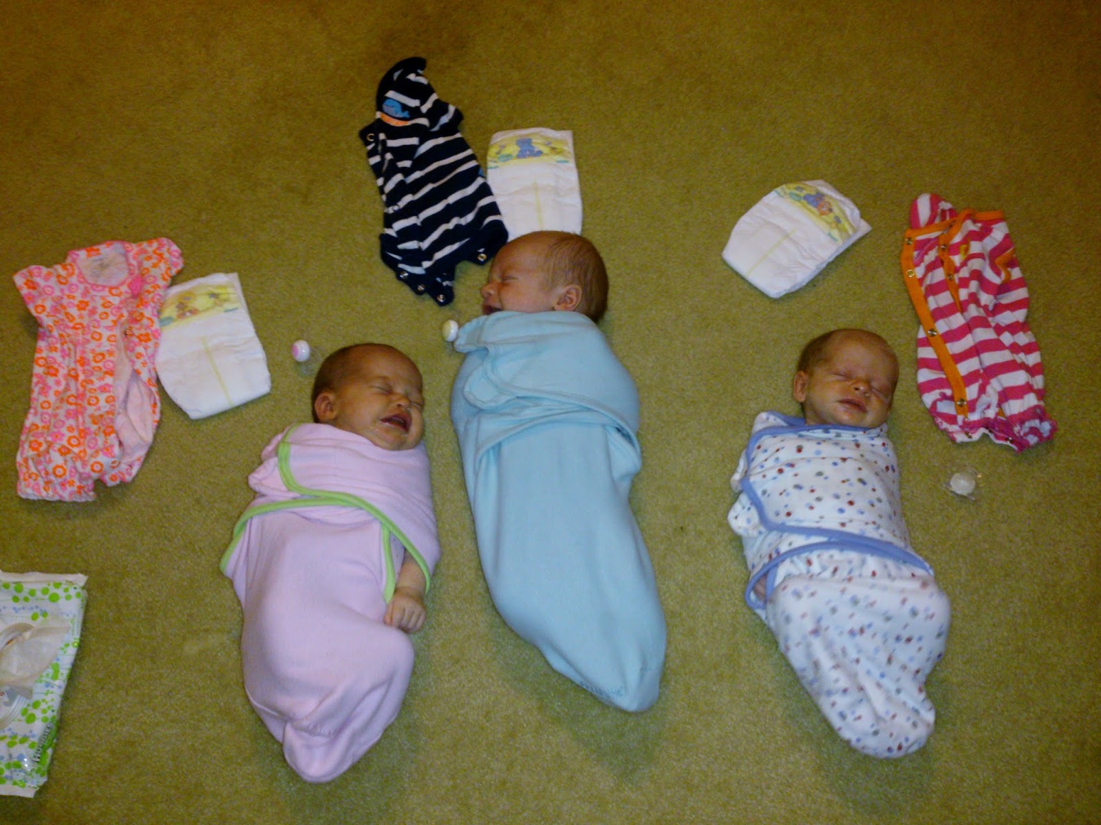 Triplets + Toddler: A Day in the Life: 6 Week Old Triplets and a Toddler