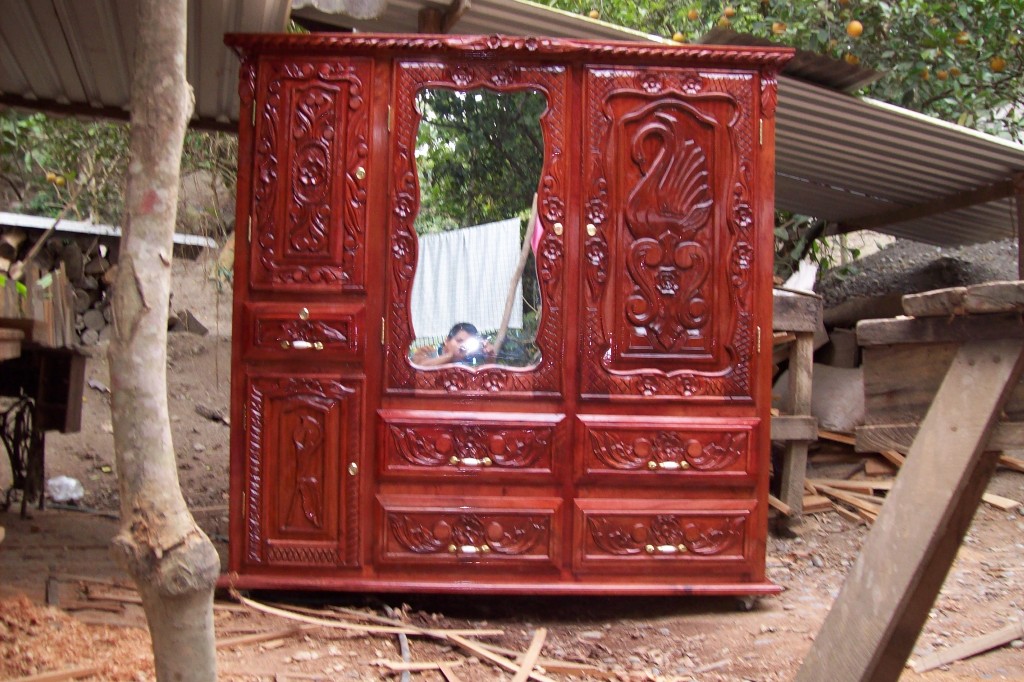 Muebles de cedro rojo - Veracruz: Roperos tallados y sencillos