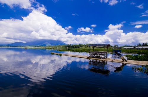 Situ Bagendit, Beautiful lake in garut-Western Java, Indonesia - Best ...