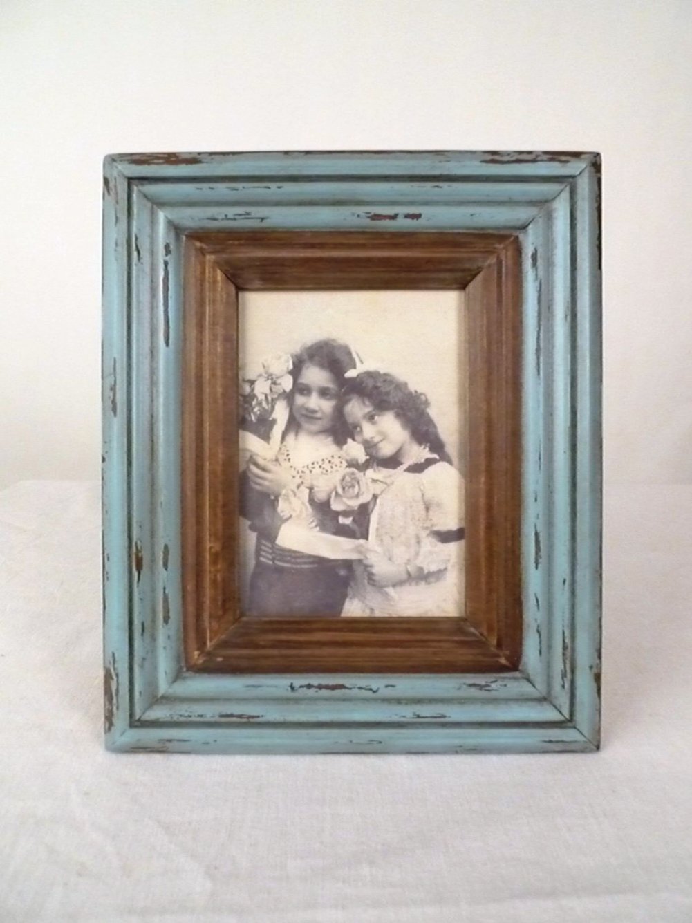 Wilco Imports Distressed Wood Frame