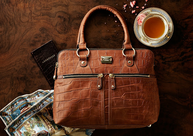 The Handbag Pulse: Modalu's World: Behind The Scenes - AW11 Campaign Shoot