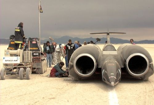 Garage Car: Thrust SSC, the car broke the sound barrier - photos and video
