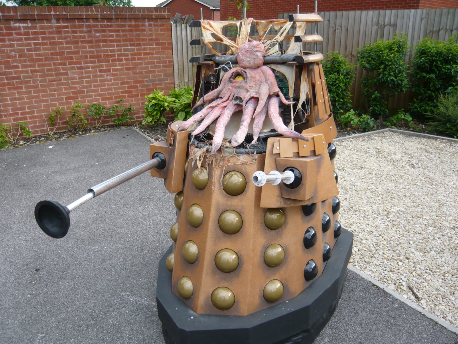 Dalek Caan Hybred: Almost mobile