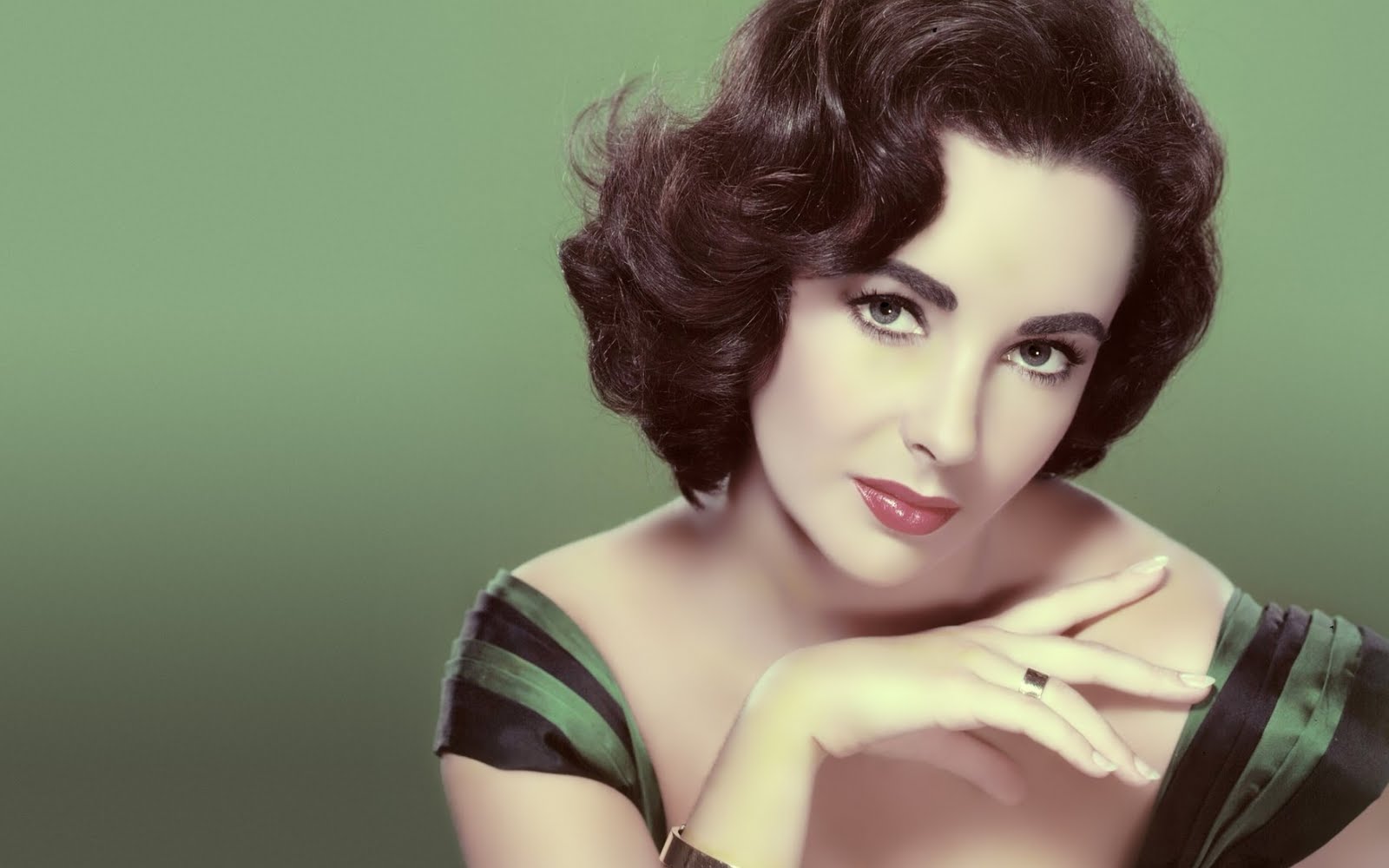 quastrin: American Actress Model Elizabeth Taylor Gallery